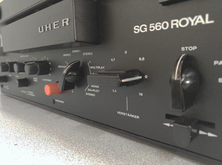 service UHER μπομπινόφωνο SG-560 Royal